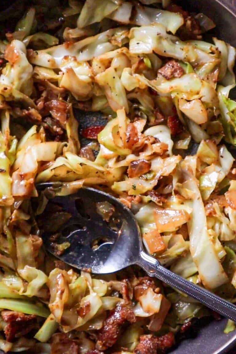 Easy Southern Fried Cabbage with Bacon & Onions - Must Love Garlic