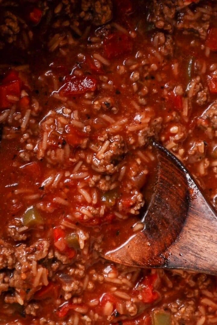 Stuffed Pepper Soup - Must Love Garlic
